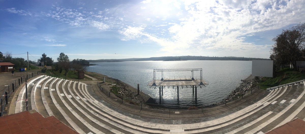 Anfiteatro del Lago – ORELLANA LA VIEJA